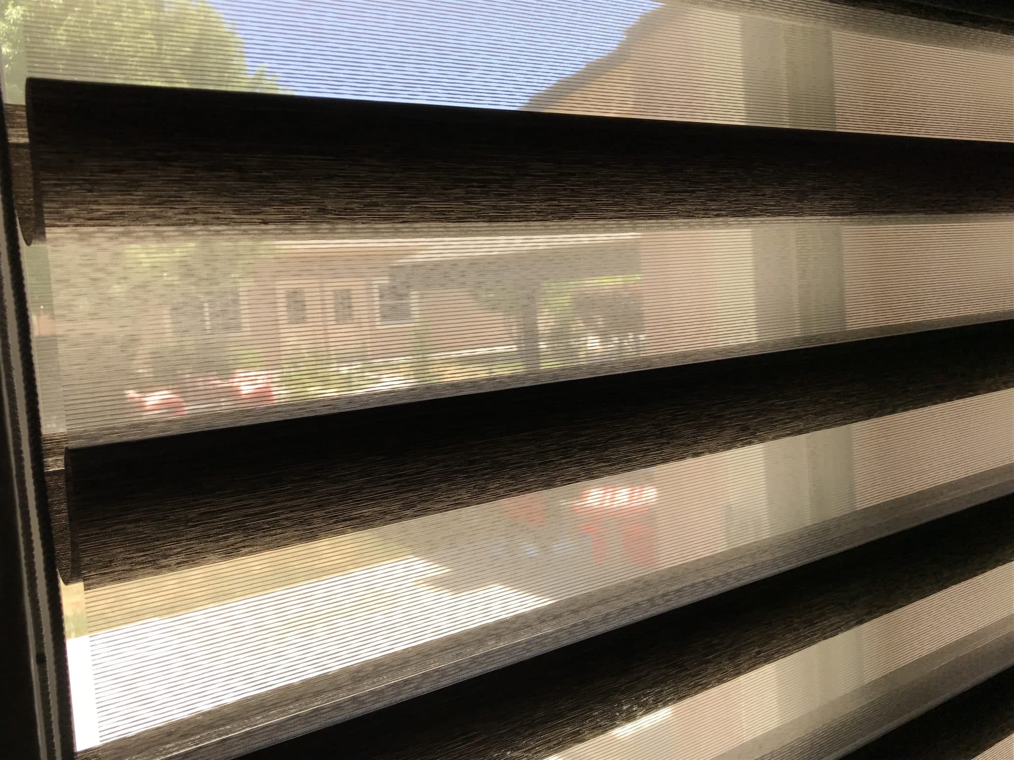 Window Shadings With Hybrid Function - Kempler Design