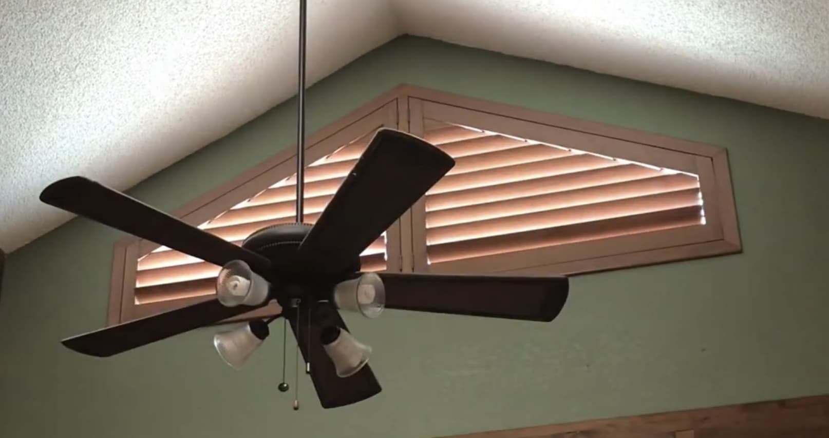 Angled Ultra Shutter From Norman- Motorized - Kempler Design